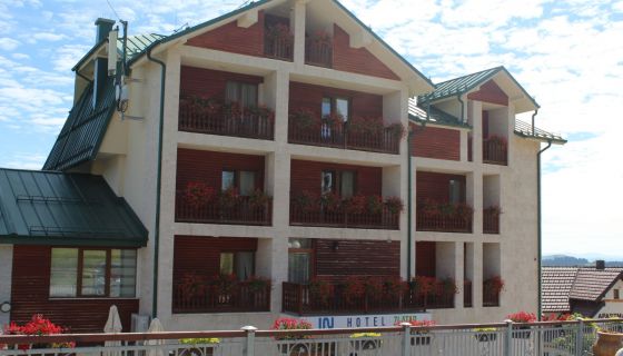 Smeštaj na Zlataru (2023)